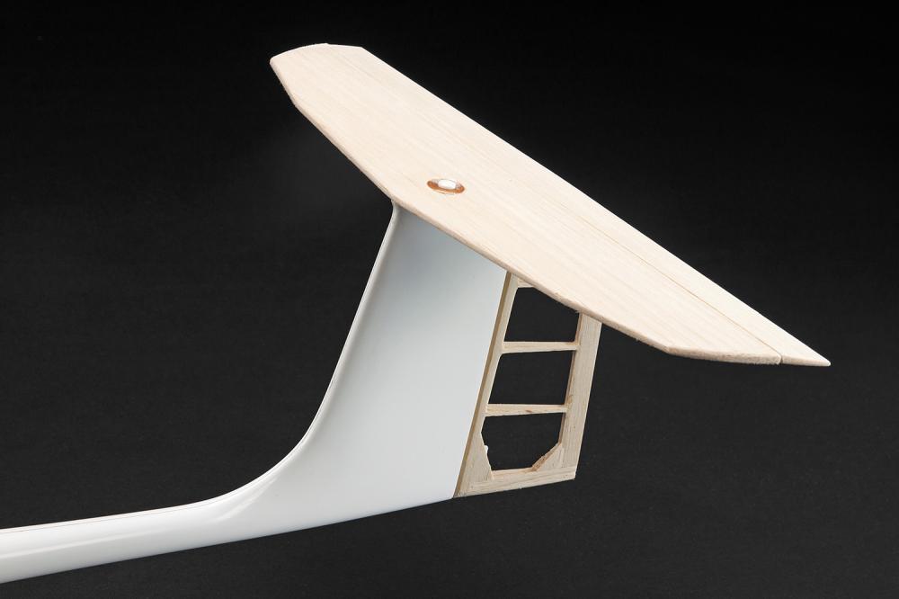 Topmodel CZ - Slash 1,6m electro (uncovered kit - ready to cover)